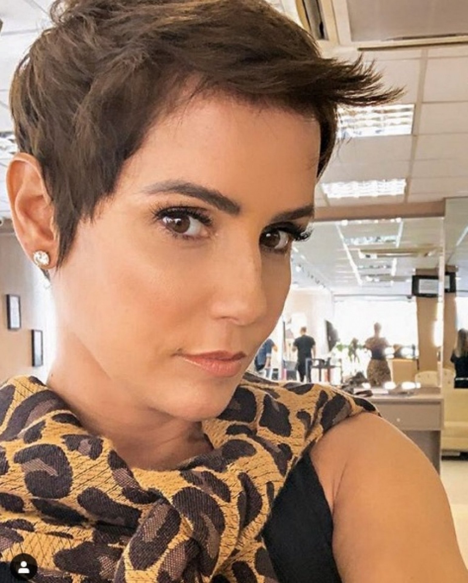 Deborah Secco recebe alta MH - Celebridades e TV