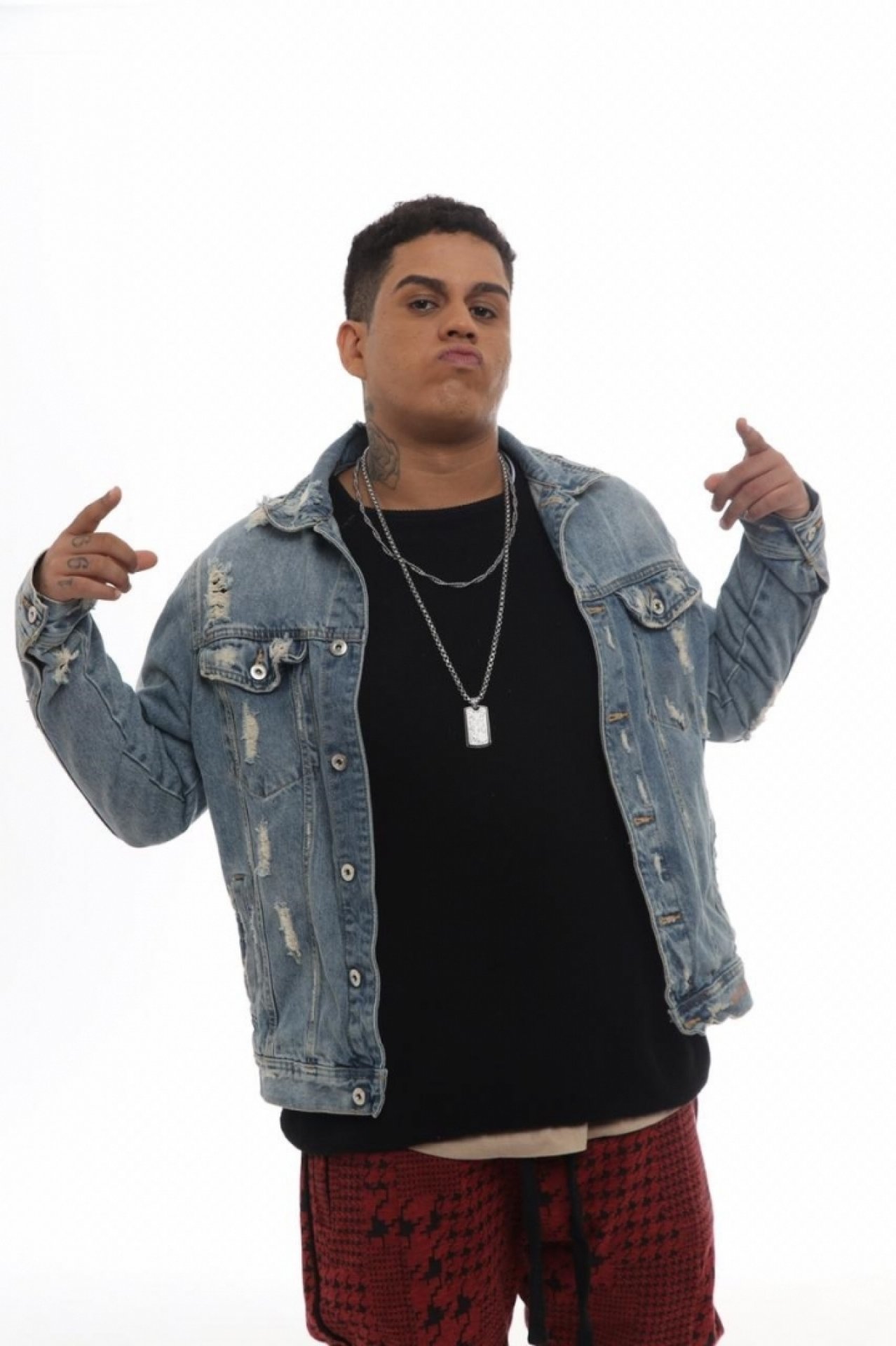 Gaab lança clipe da música romântica 'Tudo ou Nada' MH - Celebridades e TV