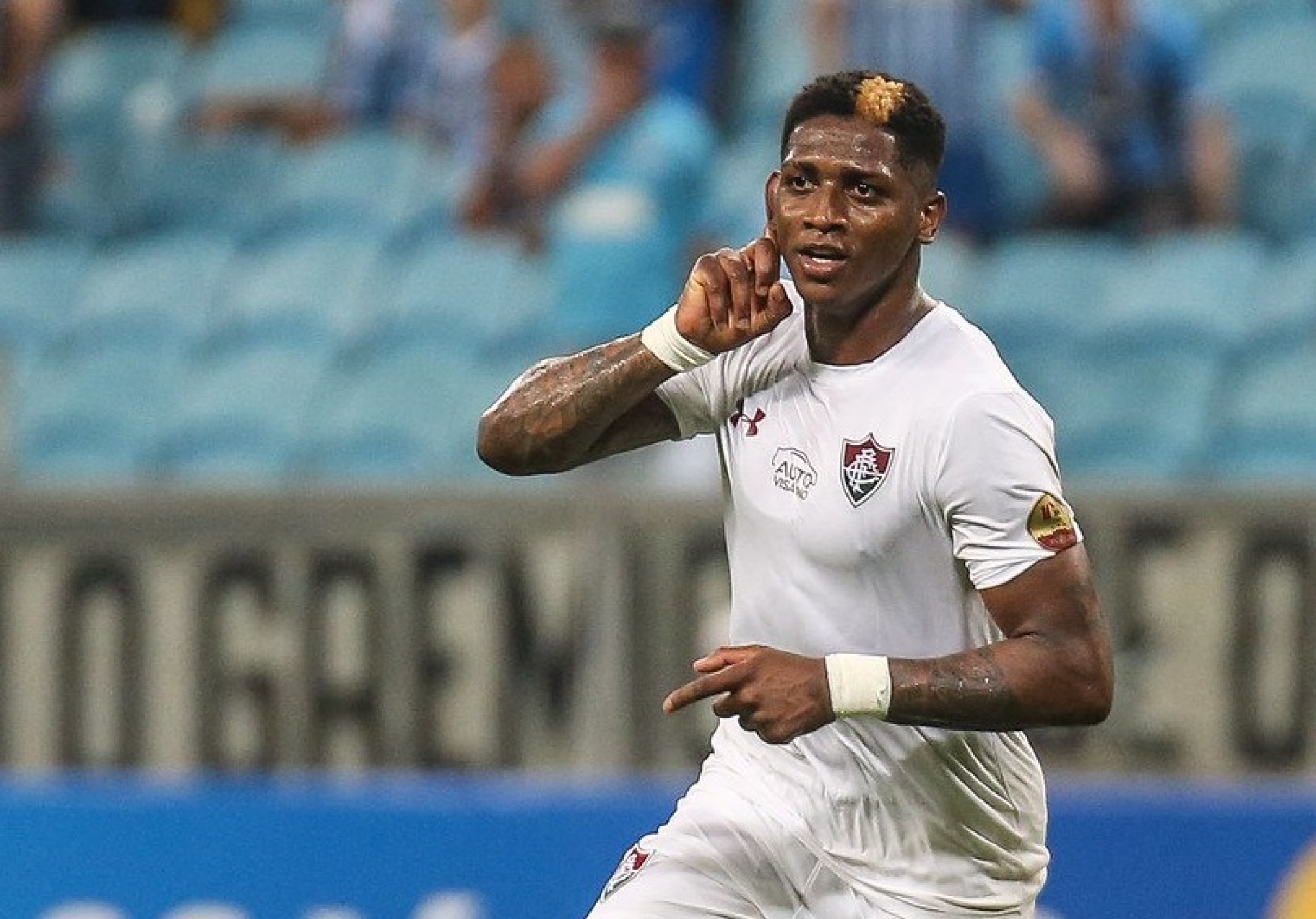 Fluminense abre conversas para renovar com Yony González MH - Fluminense