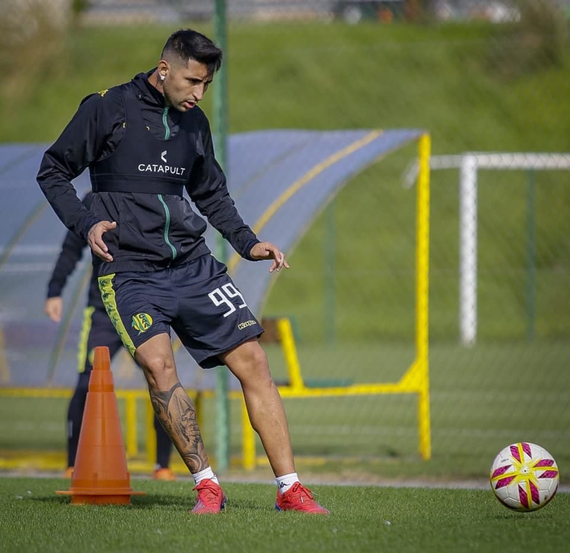 Argentino Alan Ruiz é oferecido ao Botafogo MH - Botafogo