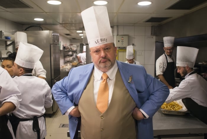 Erick Jacquin adota gatinho e o batiza de Tompero MH - Celebridades e TV