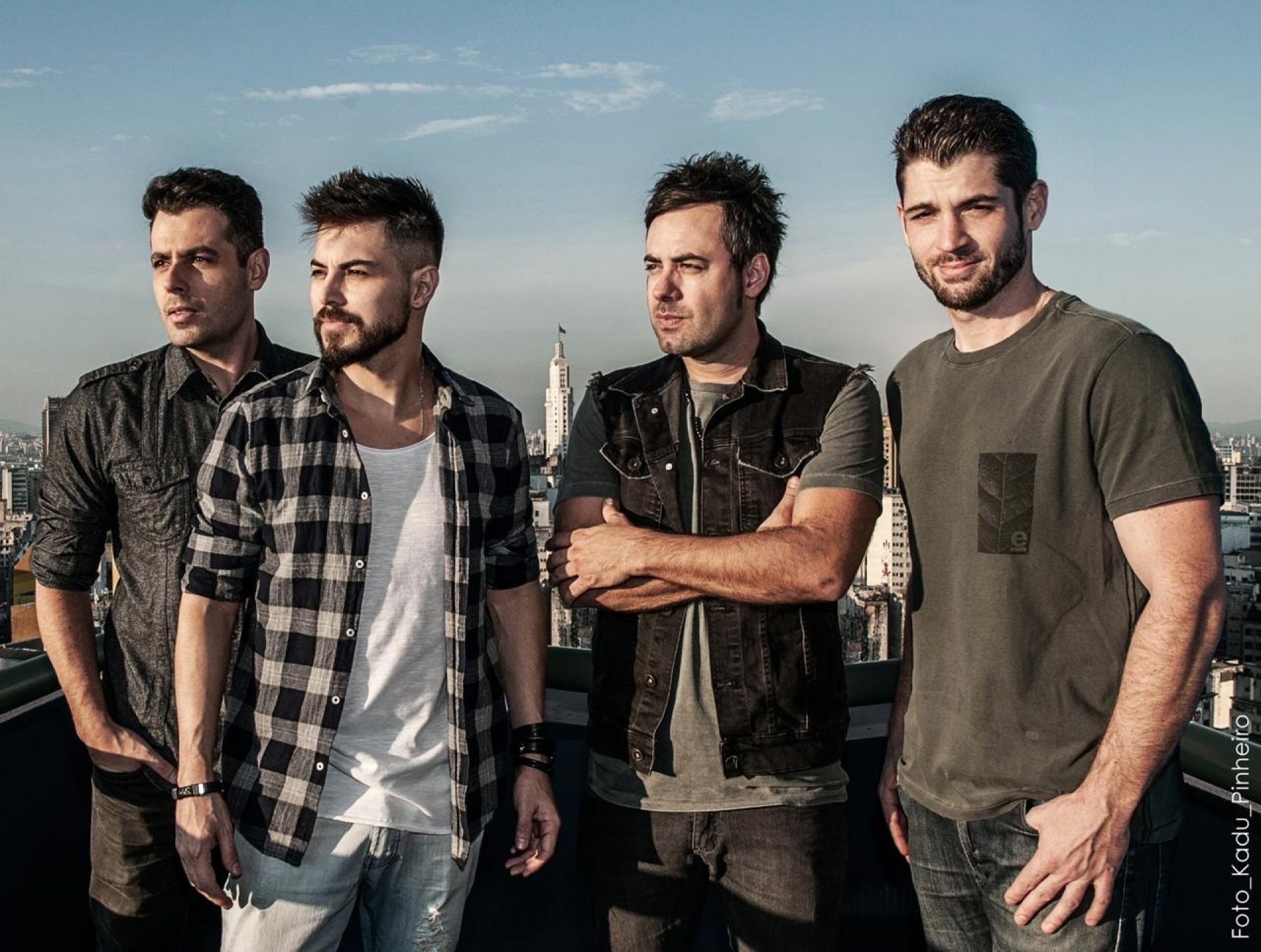 Ex-integrante do Broz, Matheus Rocha, comemora nova fase nos palcos MH ...