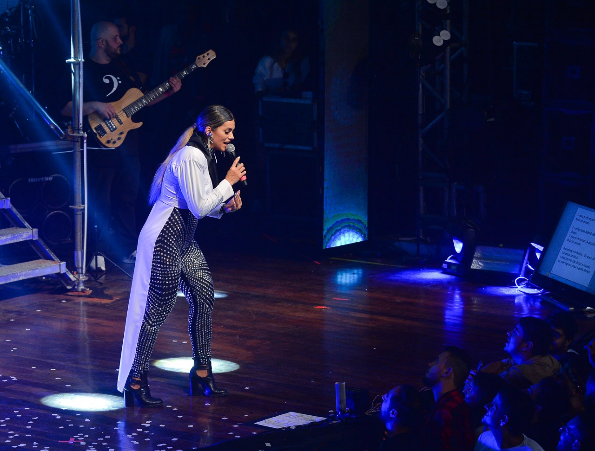 Kelly Key usa camiseta estampada com sua foto para 'Playboy'; Confira ...