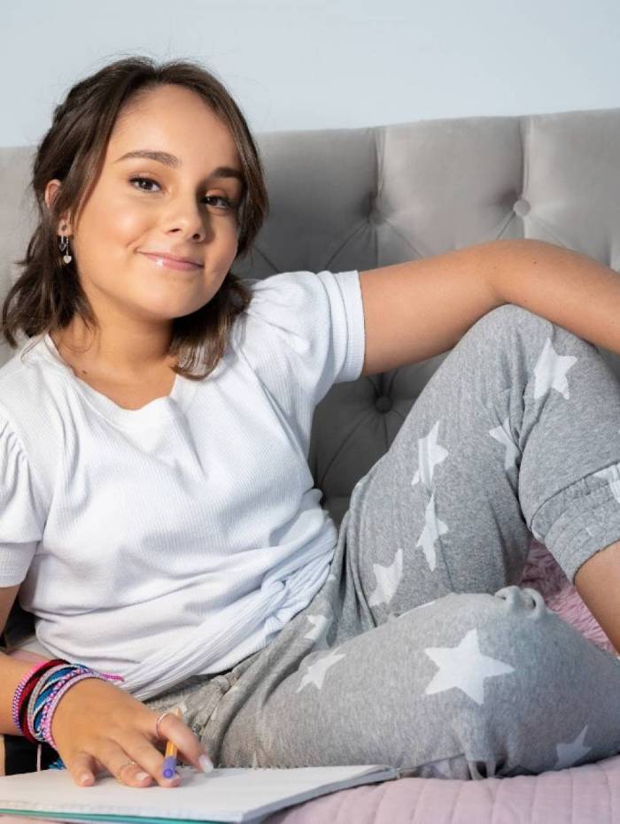 Sienna Belle muda nome artístico para lançar seu primeiro single ...