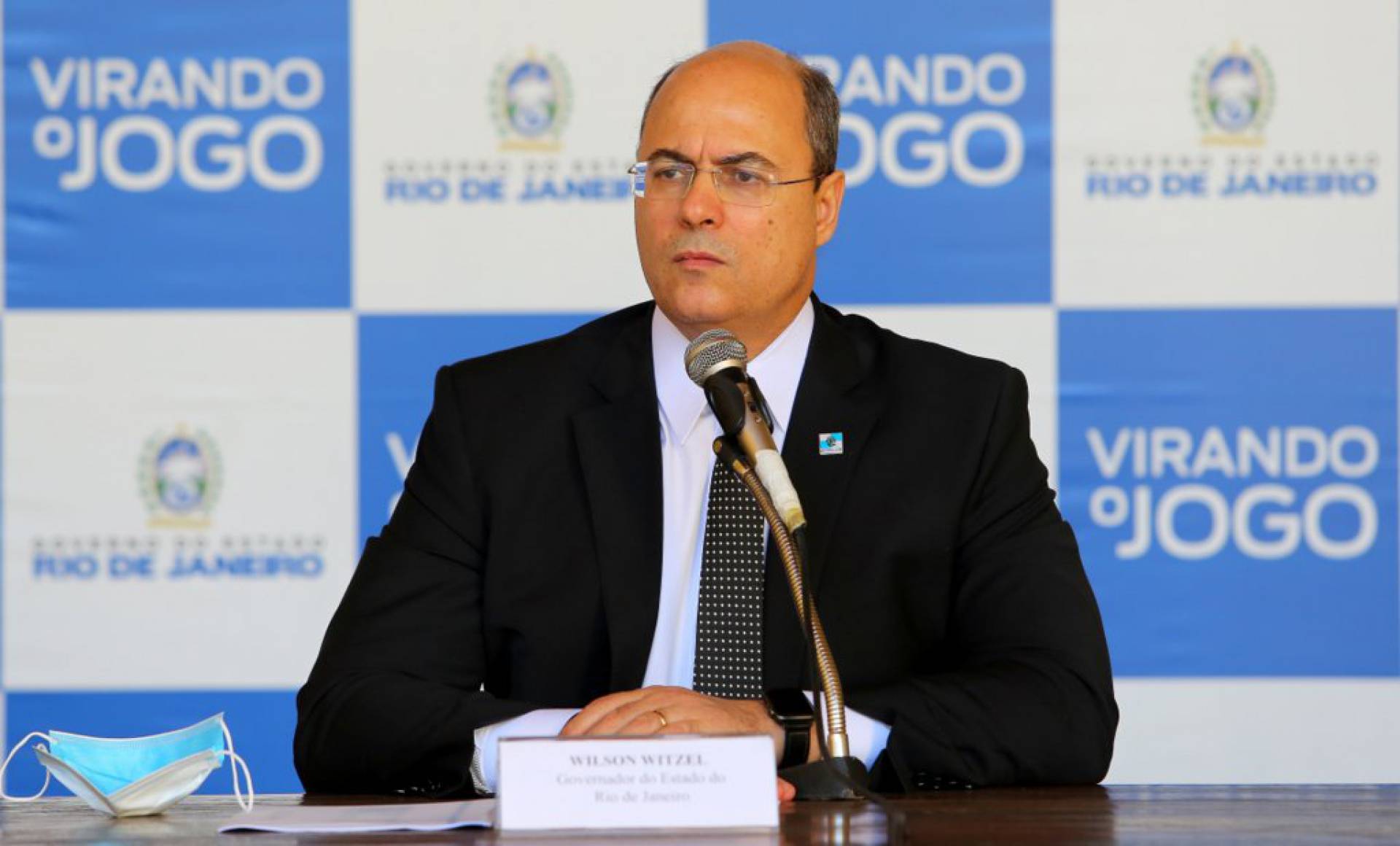 Witzel afirma que não vai renunciar e que sua história política está ...