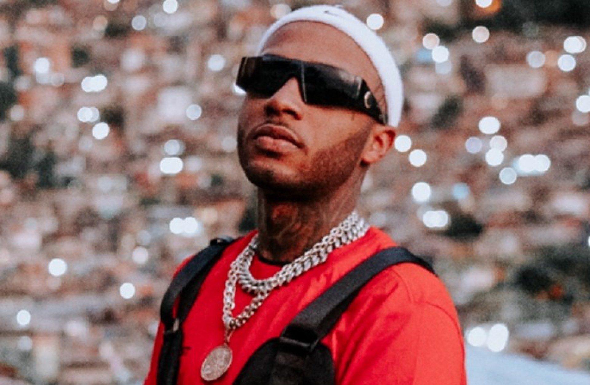 Orochi vem dominando as plataformas digitais MH - Julie Alves