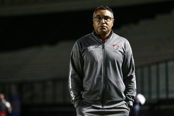 Roger Machado cogita preservar jogadores contra Sport MH - Fluminense