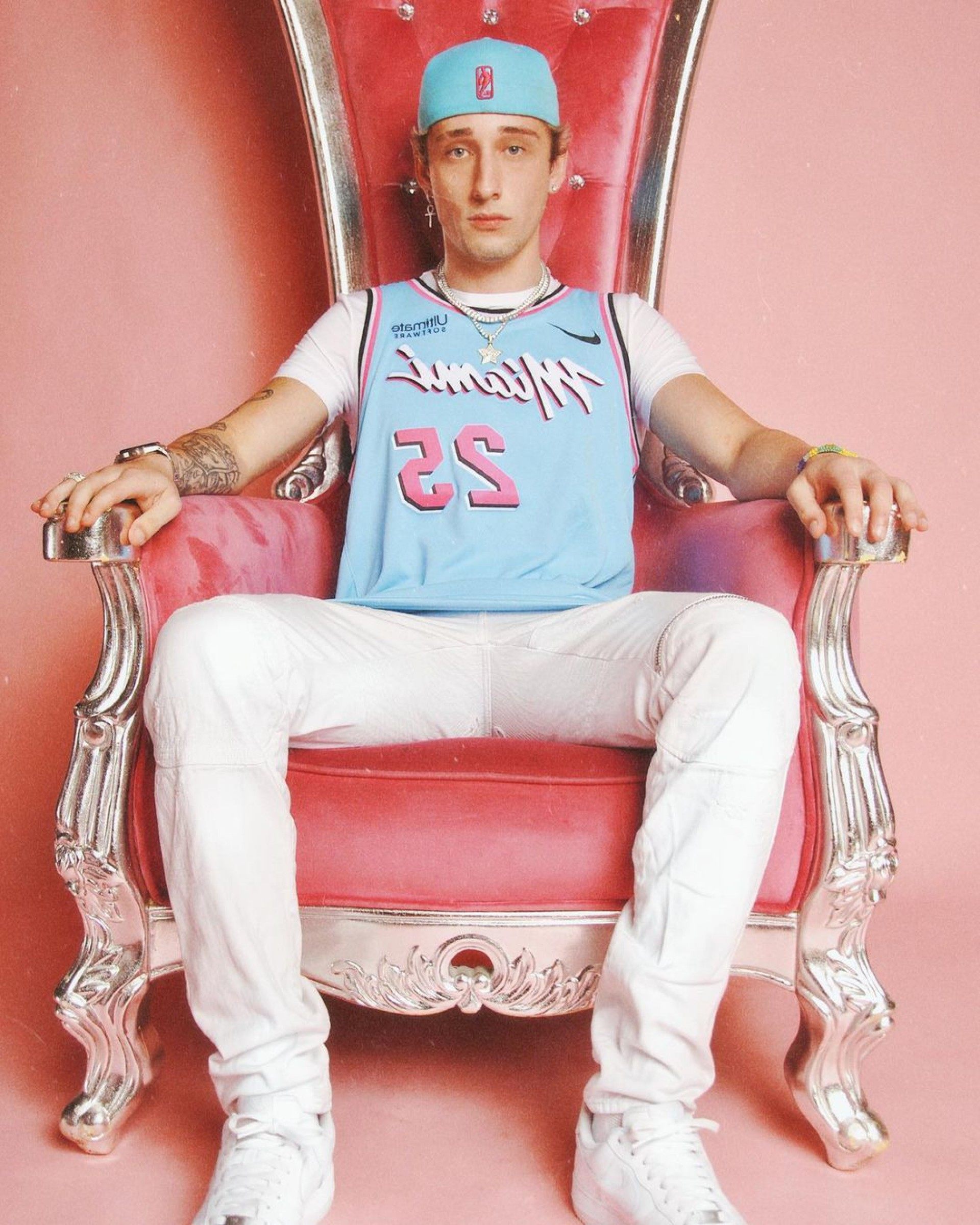 Poloni lança 'Plano Perfeito' e fala de sua vida em Miami MH - Julie Alves