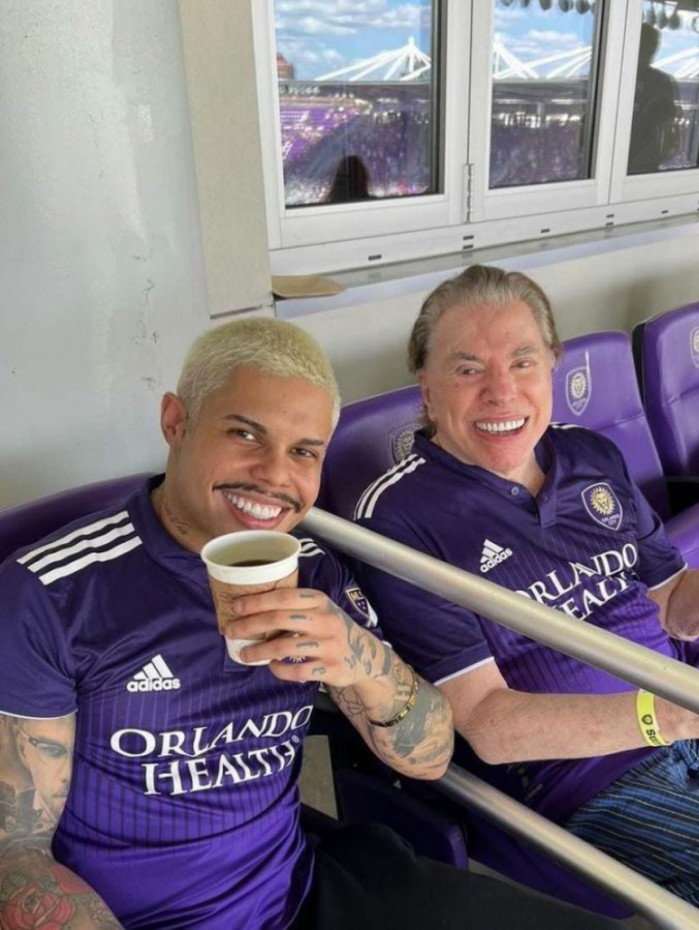 Pé quente! Silvio Santos e MC Lan acompanham partida do Orlando City e ...