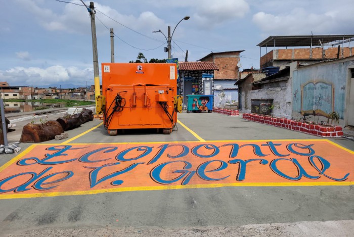 Comlurb inaugura ecoponto na Comunidade de Vigário Geral MH - Geral