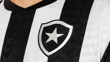 Novo uniforme do Botafogo: mais de mil peças são comercializadas em dez ...