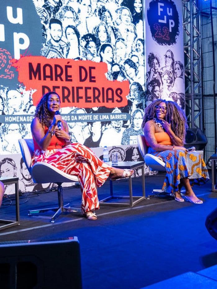 Flup: 50 anos do Hip-Hop e 15 anos do Slam