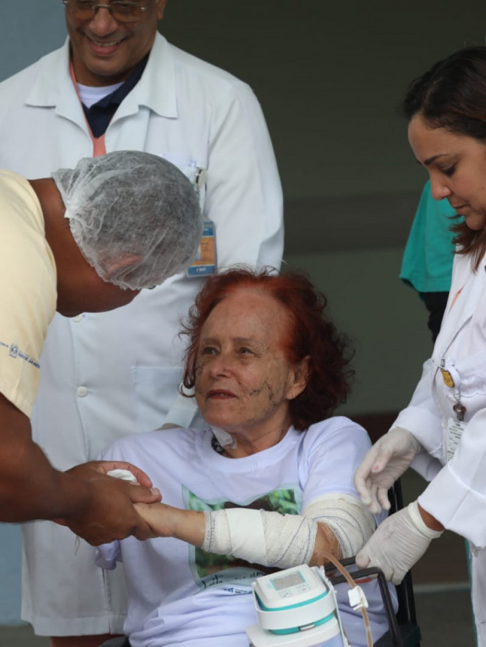Escritora Roseana Murray recebe alta: 'vou ter que aprender muitas ...