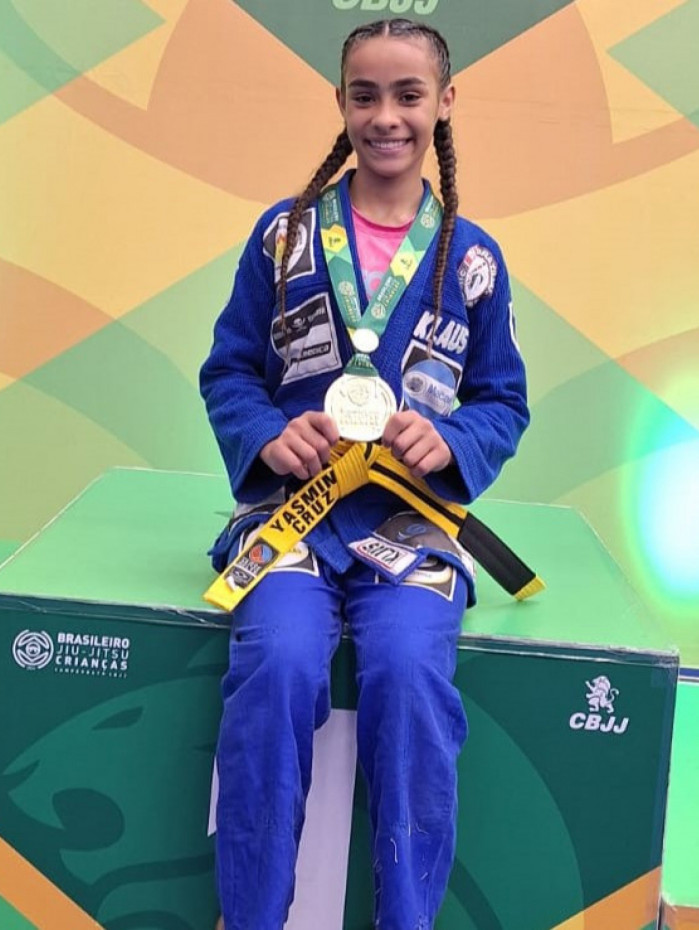 Yasmim Cruz: A Ascensão de uma Jovem Campeã de Jiu-jitsuYasmim Cruz: A ...