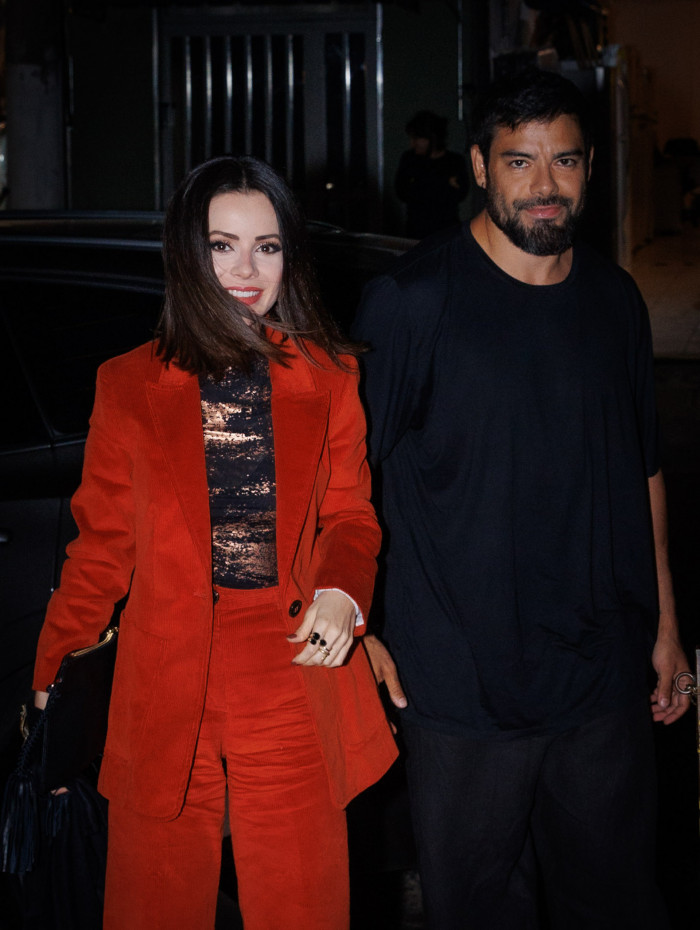 'Estou feliz', diz Sandy ao falar pela primeira vez sobre namoro com o ...